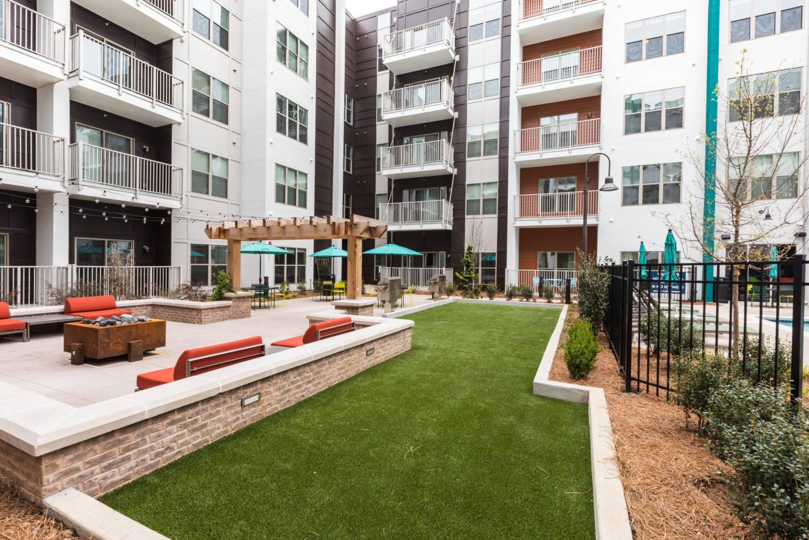 Stacks on Main | Projects | Choate Construction